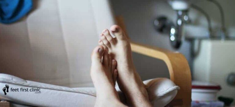 5 Causes for Numb Feet or Toes - Feet First Clinic