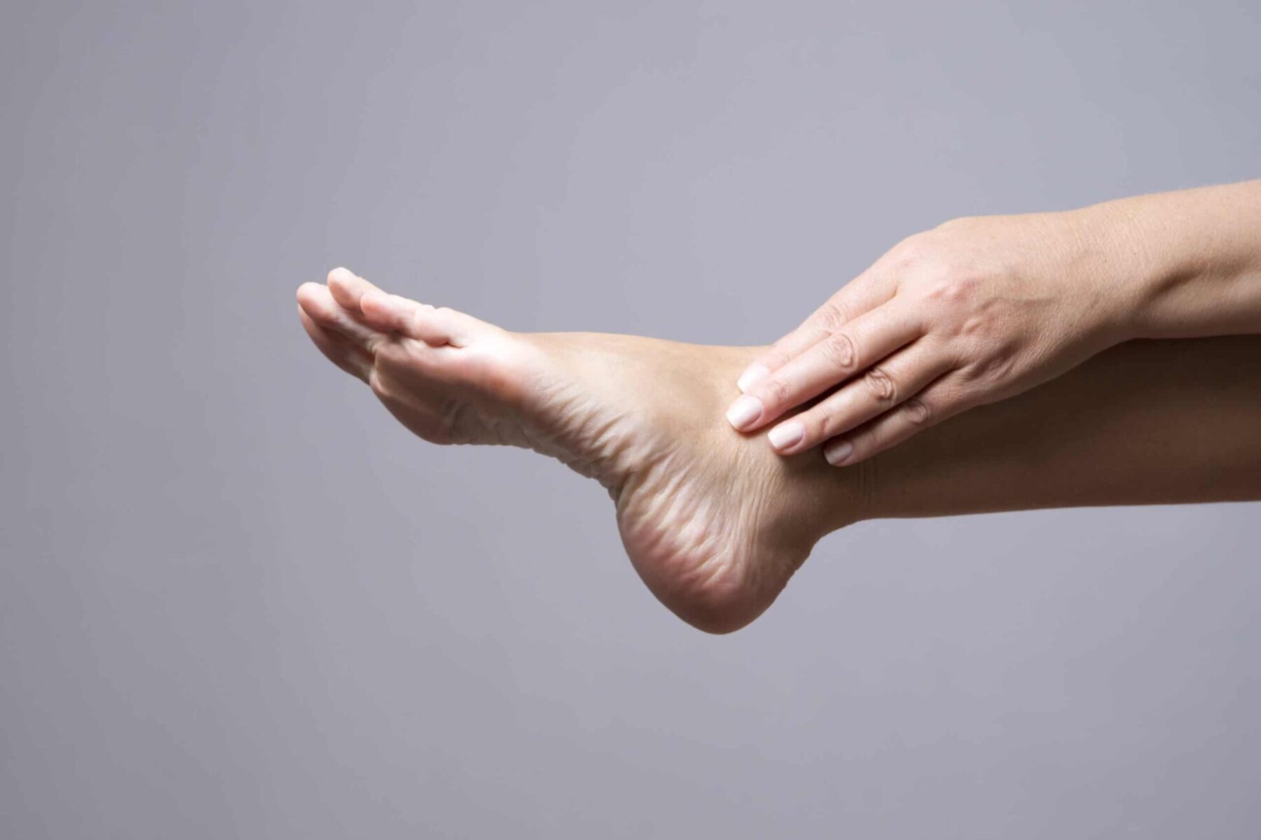 Is Ankle Cracking Bad? - Feet First Clinic