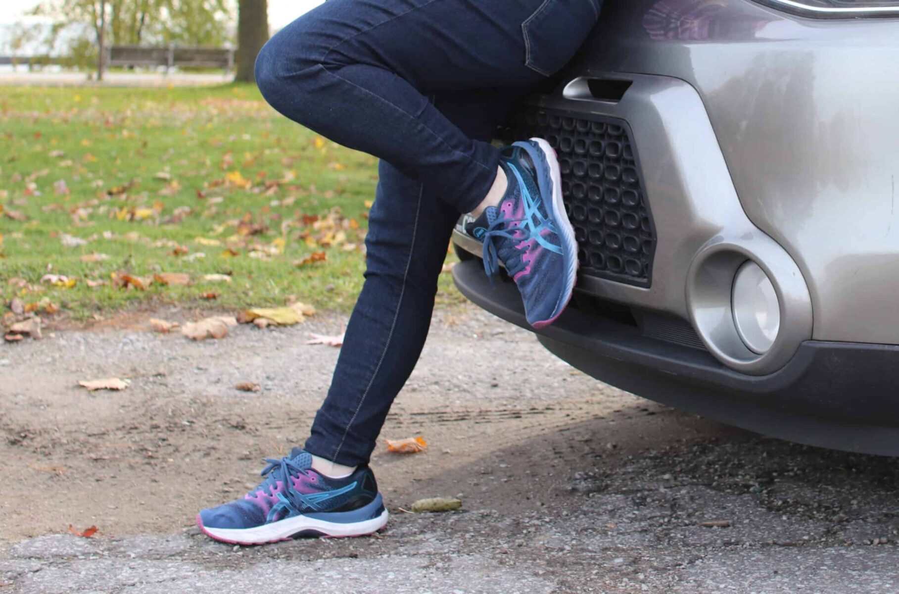 Top of Foot Pain: Causes and Treatment - Feet First Clinic