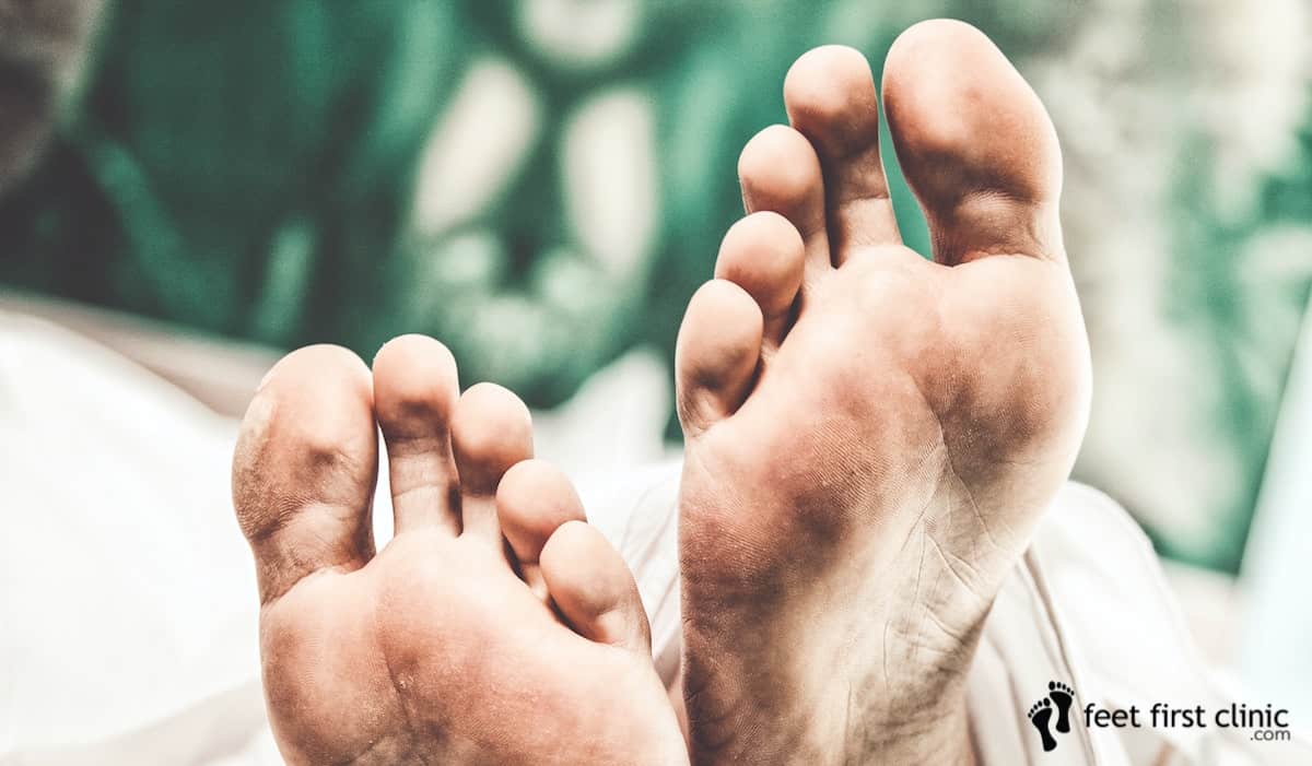 Numb Toes — Causes, Symptoms, and Fixes - Feet First Clinic
