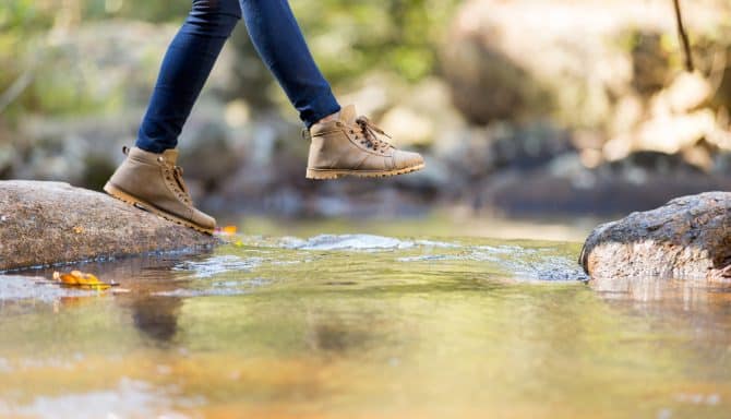 Toenail Growth: How Long It Takes For A Toenail To Grow Back - Feet ...